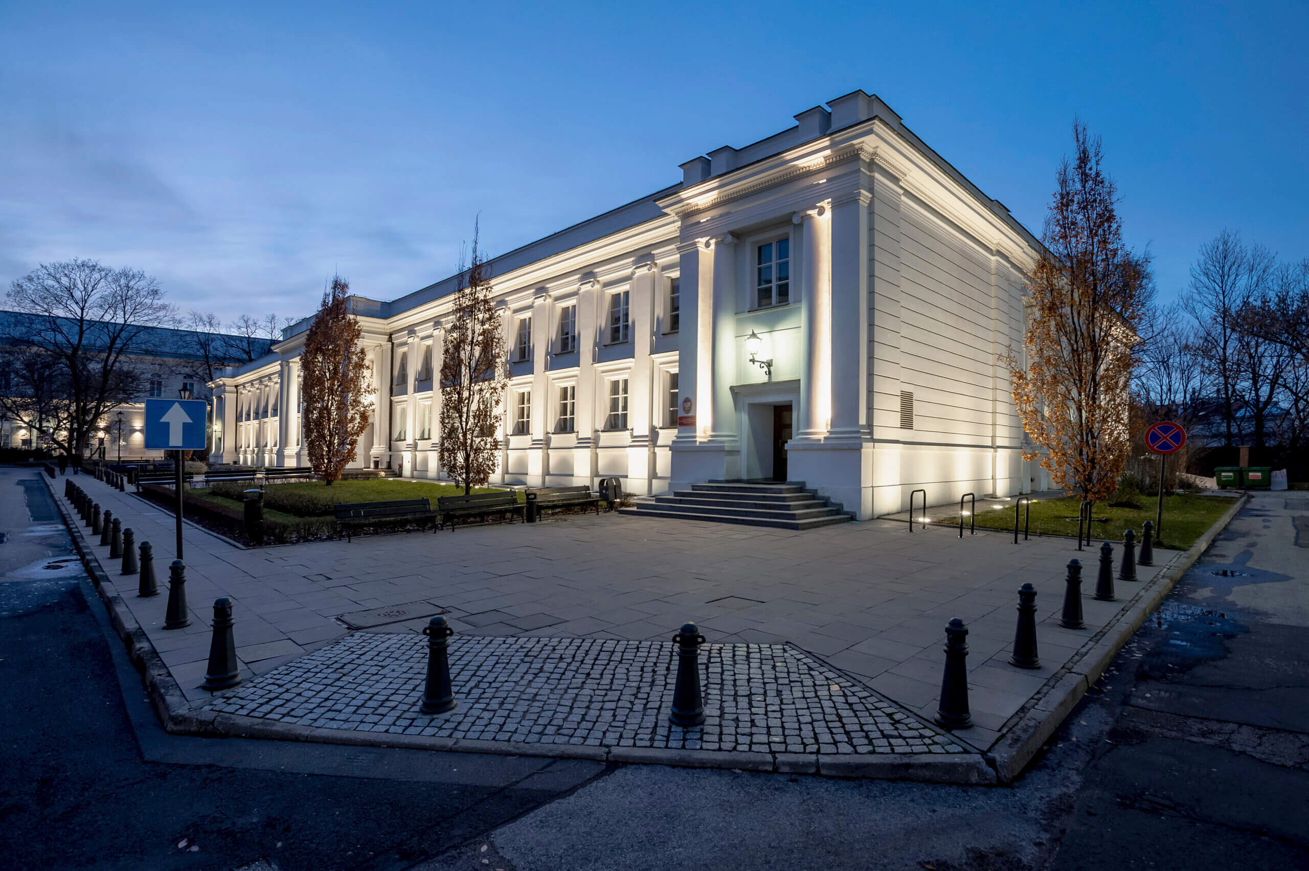 Żałoba na Uniwersytecie Warszawskim - Szkoła Doktorska Nauk Humanistycznych